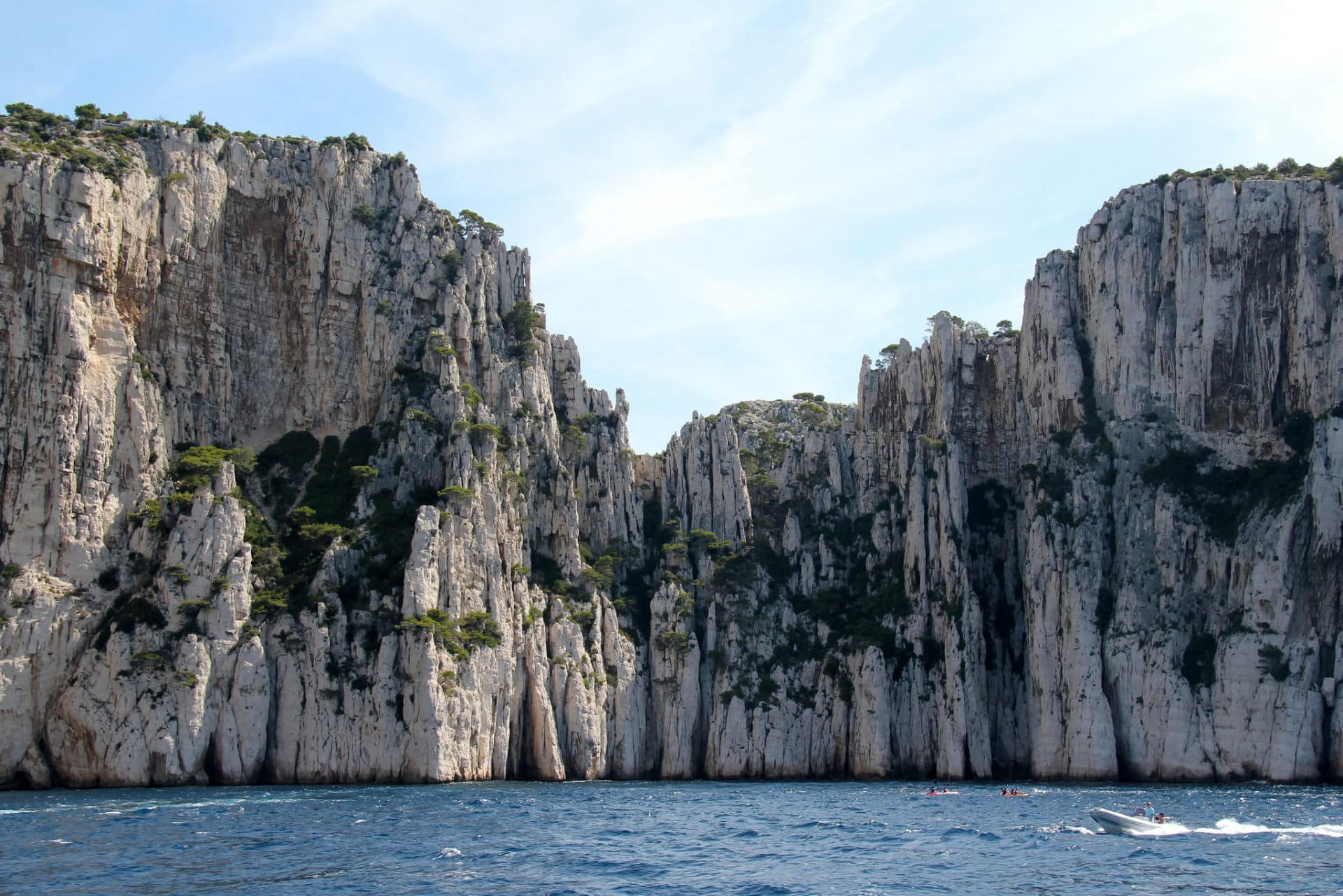 Rock climbing in les Calanques, Marseille. Rock Climbing trip. IFMGA leader
