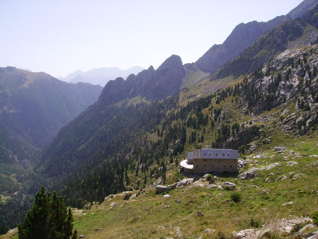 Pyrenees, 4 Day, 3 Peak, Guided Mountaineering. 4-day trip. AEGM leader