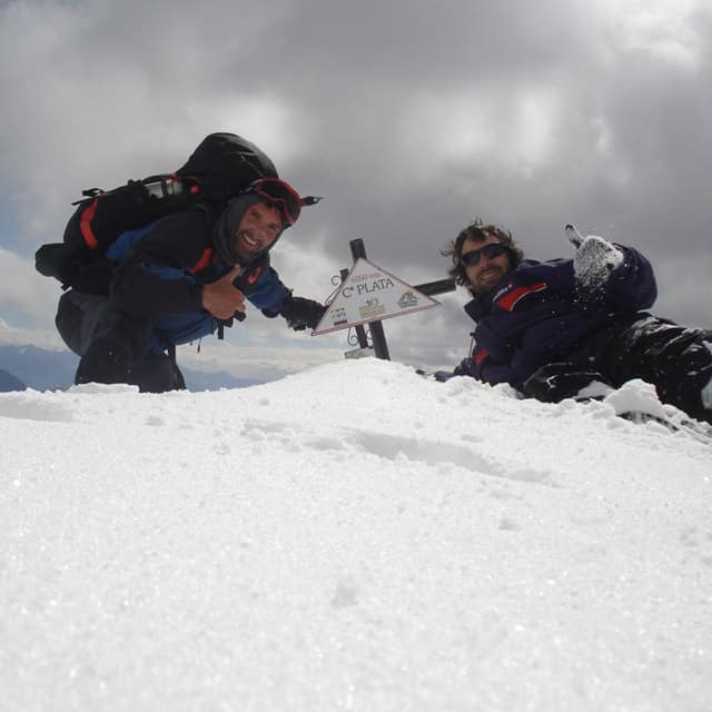 Cerro Plata guided expedition in Mendoza. 8-day trip. AAGM leader