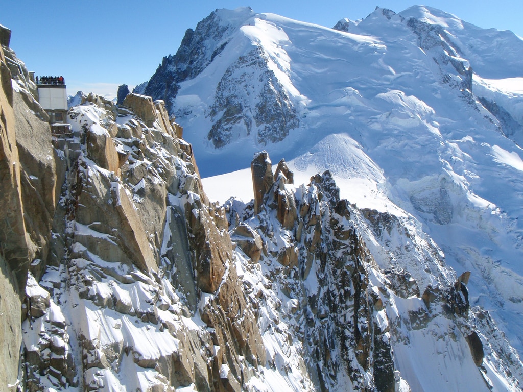 Arête des Cosmiques guided climb. 1/2-day trip. IFMGA leader
