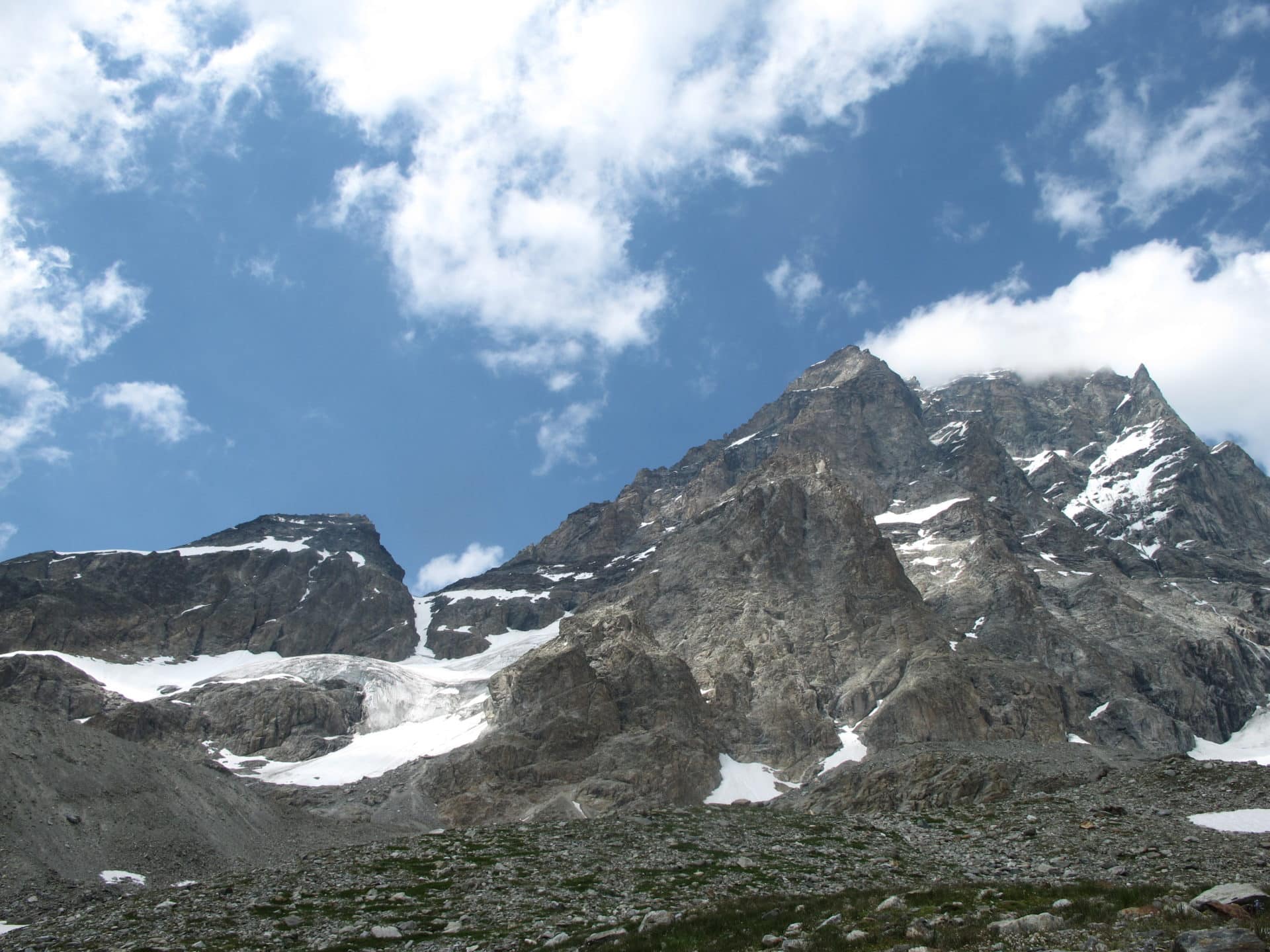 Matterhorn 2-day ascent via the Italian-Swiss route. 2-day trip. IFMGA ...