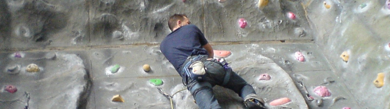 Indoor rock climbing for beginners in Edinburgh. 1-day trip. UIMLA leader