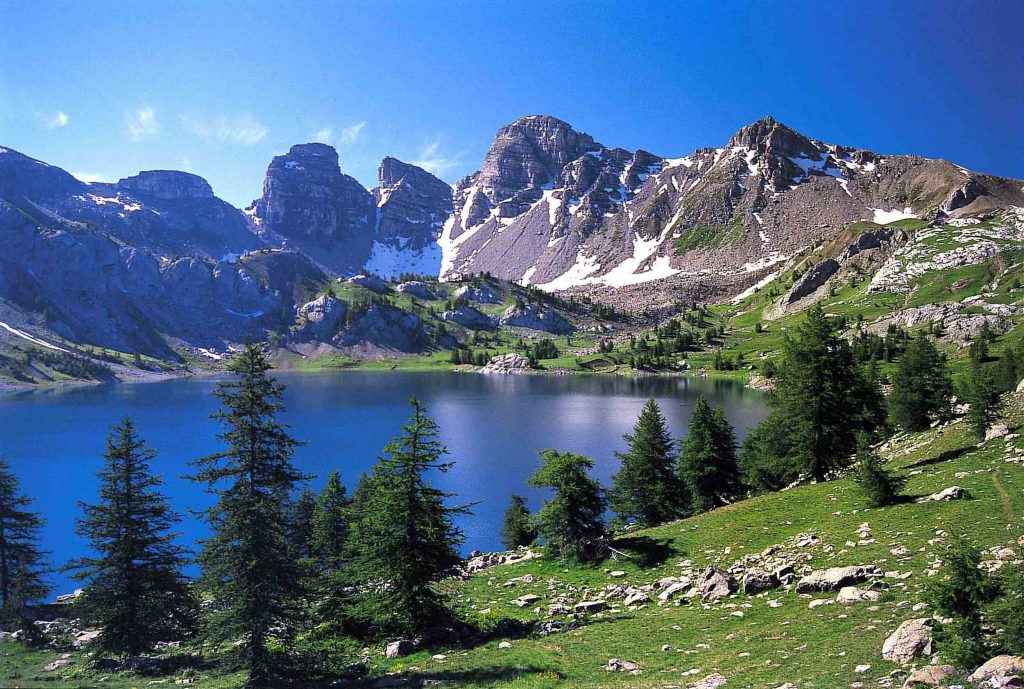 Allos Lake (Lac d’Allos), 2-day hike in the Mercantour National Park. 2 ...
