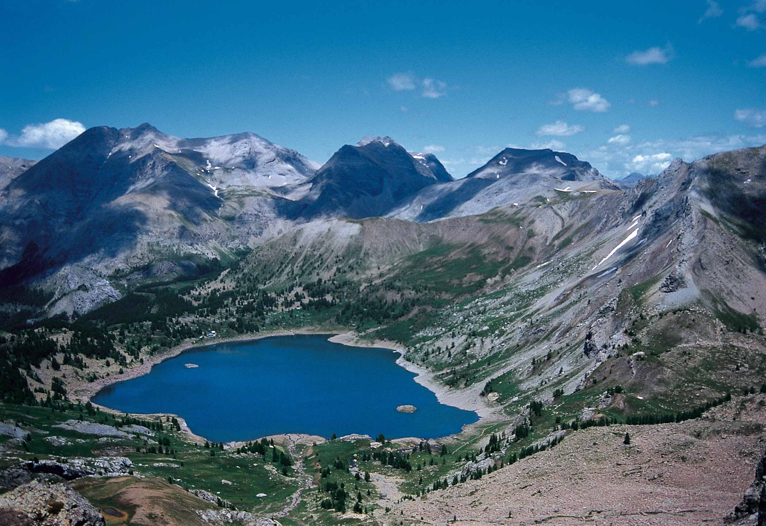 Allos Lake (Lac d’Allos), 2-day hike in the Mercantour National Park. 2 ...